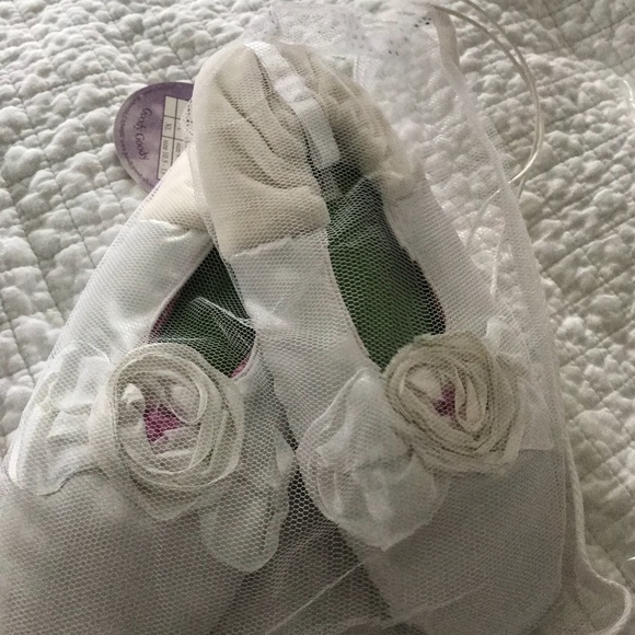 Goody Goody | Shoes | Goody Goody White Satin Slippers Small 475 ...